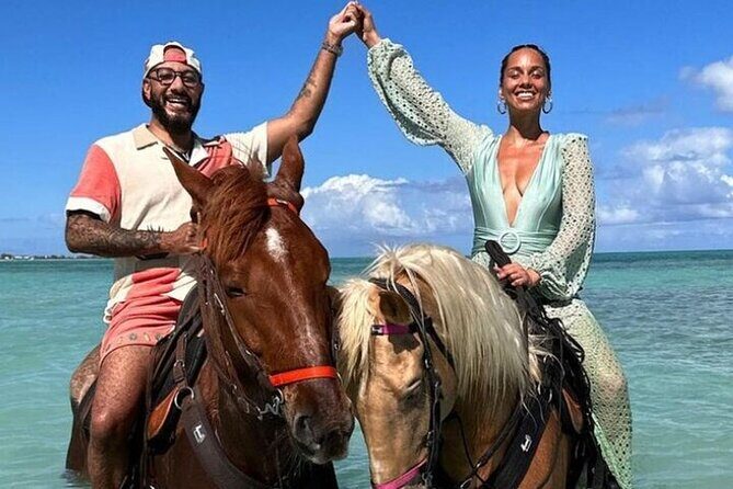 Private Transport to Horseback & ATV w/ Extra Stops (Ricks Café) - Key Points