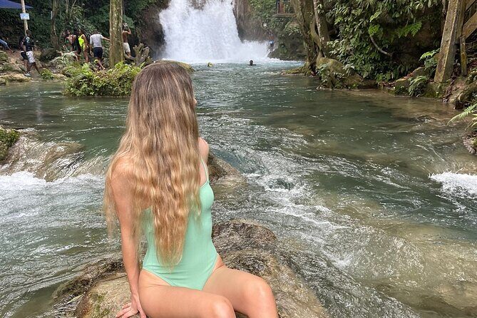 Private Transport to River Tubing or Rafting and Blue Hole combo - FAQ