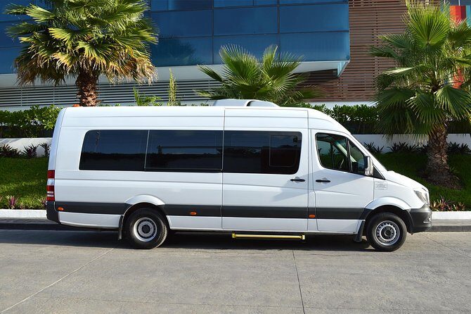 Private Transportation International Airport to Cancun - Managing Expectations: The Realities of the Service