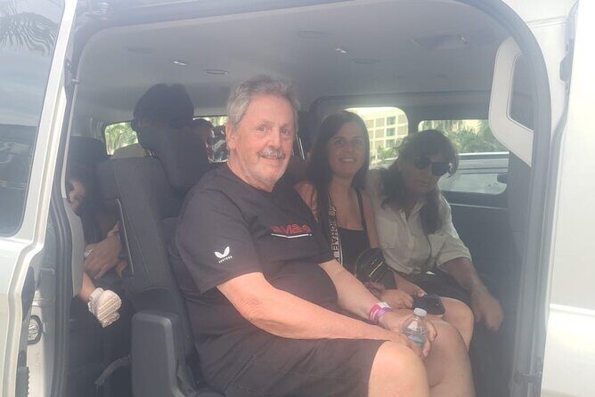 Private Transportation to/from Cancun Airport - The Journey: What to Expect from This Transfer Service