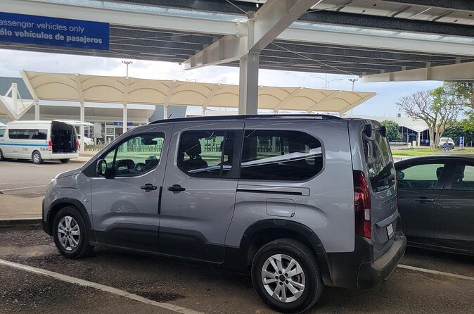 Private Trasnportation to Puerto Escondido or Huatulco - An In-Depth Look at the Private Transfer Experience