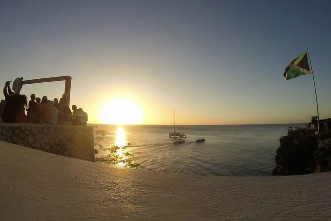 Private Trip to Blue Hole Mineral Springs, Negril & Ricks Café - FAQ