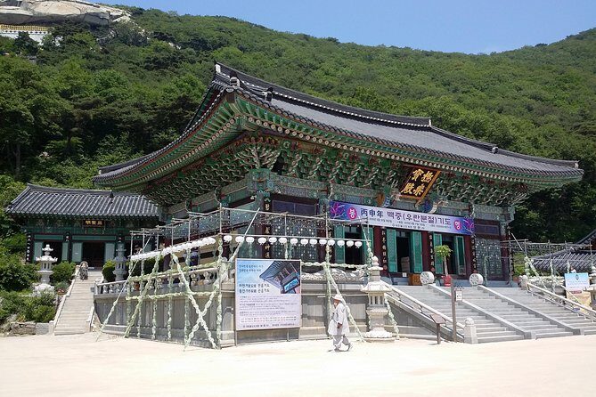 Private Trip to Seongmo Island(Temple) and North Korea Observatory+Kimchi Lesson - An Authentic Escape from Seoul’s City Lights
