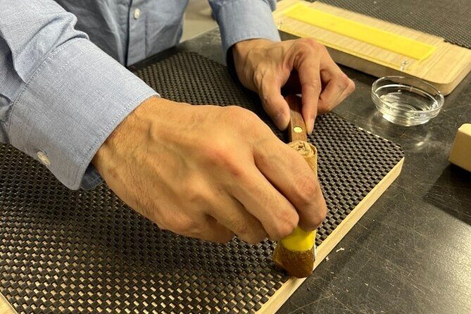 Private Tsubame Sanjo Fruit Knife Making Tour with Licensed Guide - An In-Depth Look at the Experience