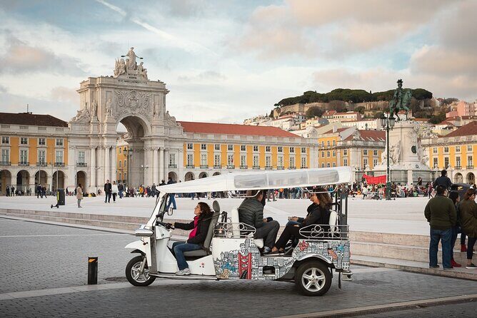 Private Tuktuk Tour with Portuguese Tapas and Wine - Authenticity and Personalized Experience