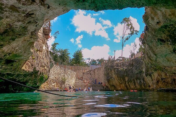 Private Tulum Akumal Cenotes Experience - Tulum Archaeological Site: A Cliffside Jewel
