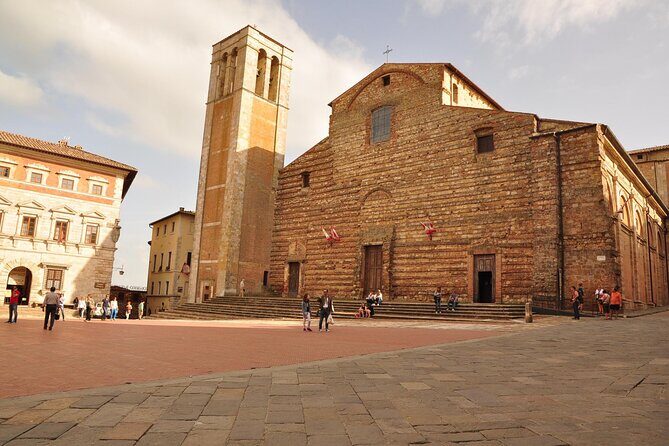 Private Tuscany Wine Country Day Trip from Rome with Lunch - Exploring Montepulciano: The Heart of Vino di Nobile