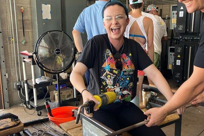 Private Two-Piece Glassblowing Lesson for Up To 4 People - Practical Tips for Participants