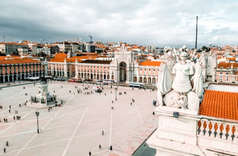Private Unforgetable Full Day Tour in Lisbon - Who Is This Tour Best Suited For?