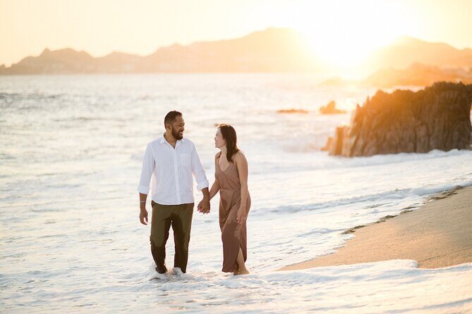 Private Vacation Photography Session with Local Photographer in Cabo San Lucas - An Up-Close Look at the Experience