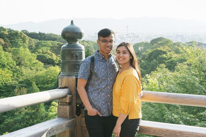 Private Vacation Photography Session with Local Photographer in Kyoto - Who Will Love This?
