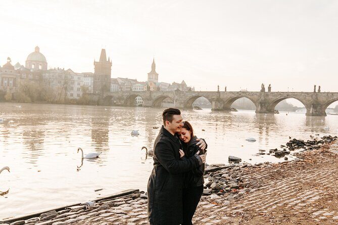 Private Vacation Photography Session with Local Photographer in Prague - Frequently Asked Questions