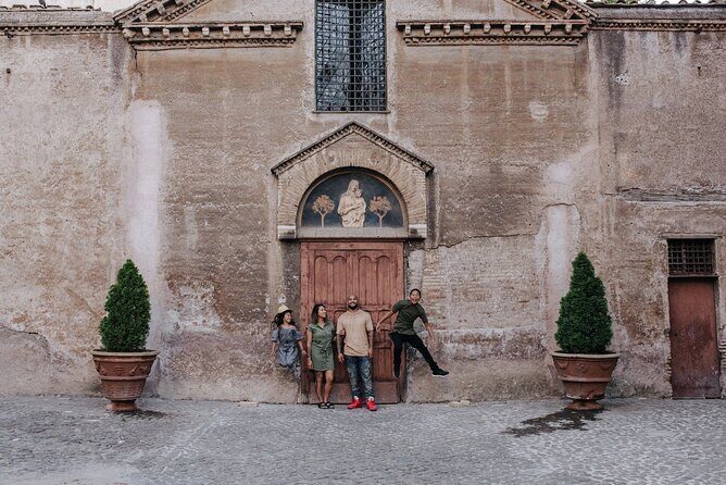 Private Vacation Photography Session with Local Photographer in Rome - Review Highlights and Authentic Experiences