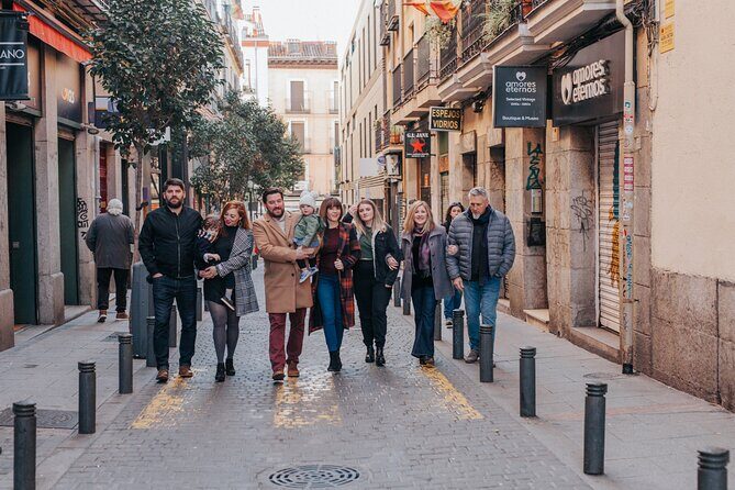 Private Vacation Photography Session with Photographer in Madrid - Who Will Benefit Most?