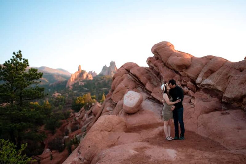 Private Vacation Photoshoot in Garden of the Gods - Practical Details and Tips