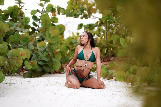 Private Vacation Photoshoot with Photographer in Aruba - Who Will Love This Experience?