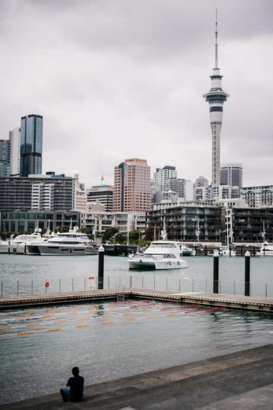 Private Vacation Photoshoot with Photographer in Auckland - FAQ