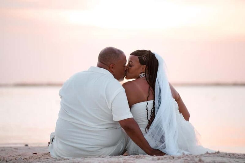 Private Vacation Photoshoot with Photographer in Savannah - The Practical Side: Pricing, Duration, and Accessibility