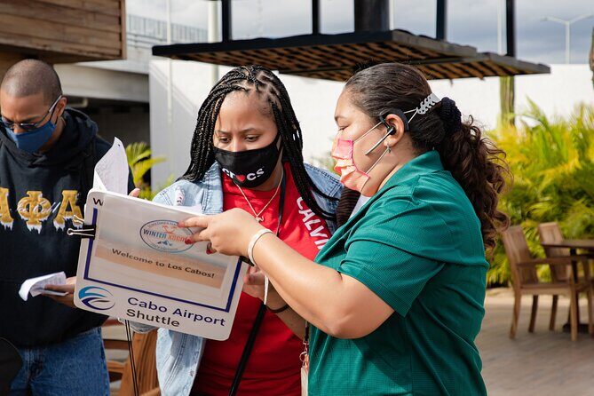 Private VAN Round-Trip from Airport to Hotels in Puerto Los Cabos - Ideal for: