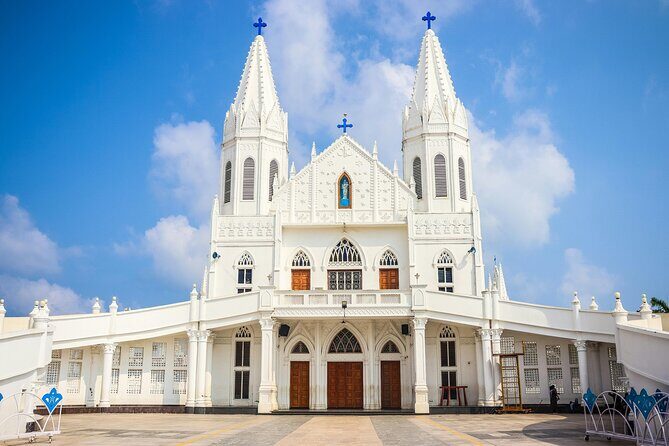 Private Velankanni Day Trip from Pondicherry with Guide and Lunch - Key Points