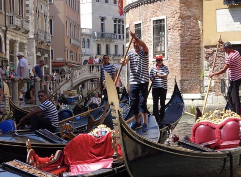 Private Venice Art Tour: The Colours of the Floating City - The Experience and Its Practical Aspects