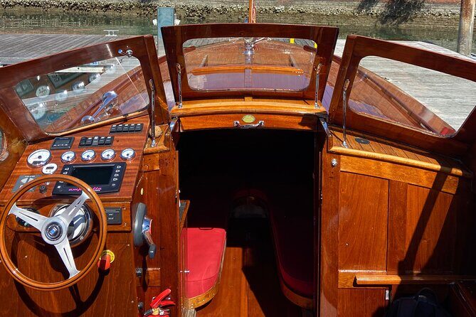 Private Venice Lagoon Boat Tour (7 hours) - Authentic Experiences and Authentic Scenery