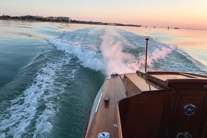 Private Venice Lagoon Classic Boat Tour (4 hours) - A Practical Dive into the Venetian Lagoon Private Boat Tour