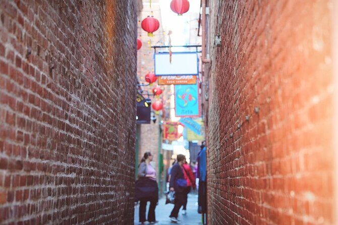 Private | Victoria City Highlights Walking Tour | 2-Hour - What Do the Reviews Say?