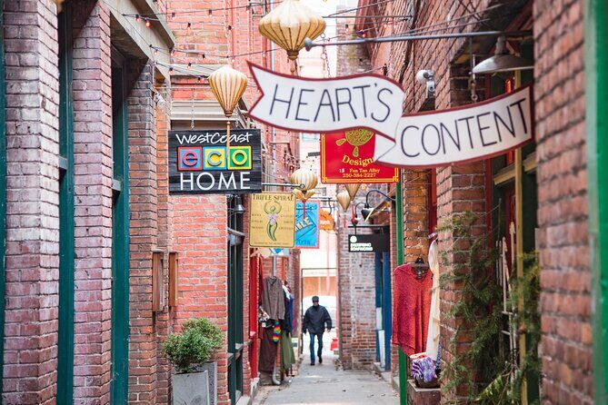 Private | Victoria City Highlights Walking Tour | 2-Hour - The Sum Up: Who Is This Tour Best For?
