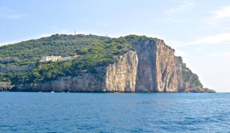 Private VIP day boat cruise to Gaeta and Sperlonga - Who Should Consider This Experience?