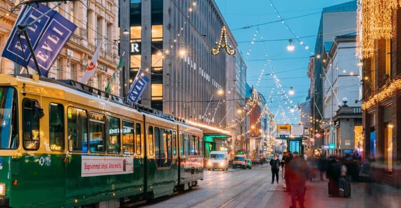 Private VIP Guided Helsinki City Tour - Market Square and Finnish Food