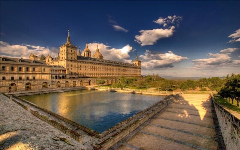Private VIP visit El Escorial Palace, Monastery and Gardens - What Makes This Tour Stand Out?