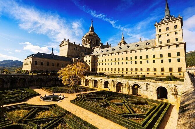 Private VIP visit El Escorial Palace, Monastery, Villa & Garden - How the Tour Is Structured