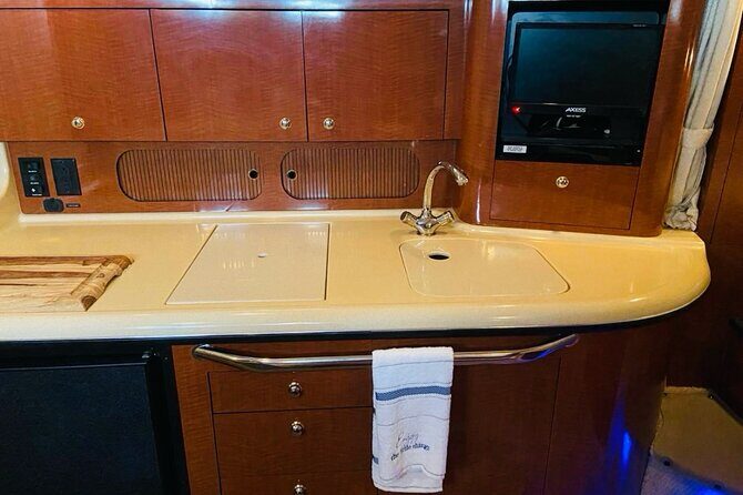 Private VIP Yacht in Punta Cana - An Overview of the Private VIP Yacht Experience