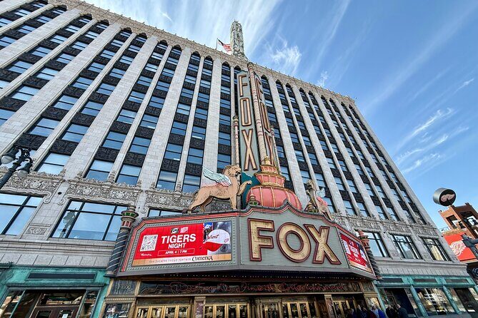 Private Walking Food Tour In Detroit With Secret Food Tours - Exploring Detroit Through Food and Landmarks: A Close-Up Look at the Private Walking Food Tour