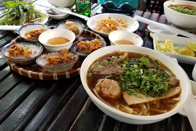 PRIVATE Walking STREET FOOD with GIRLPOWER locals - The Sum Up