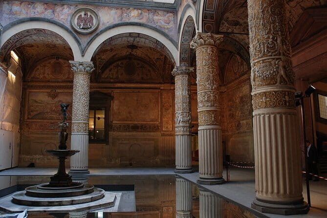 PRIVATE Walking Tour around Medici Family - Who Will Love This Tour?