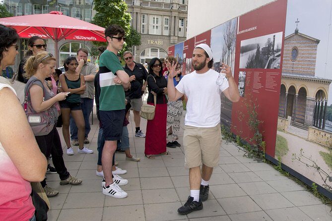 Private Walking Tour: Behind the Iron Curtain and Berlin Wall - Why This Tour Resonates with Travelers