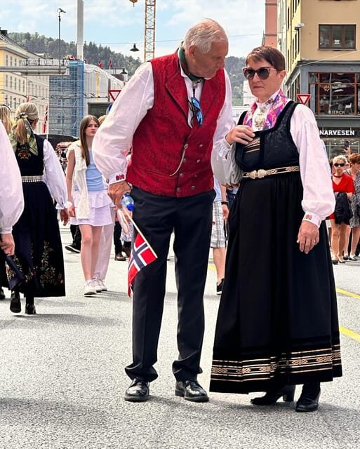 Private Walking Tour- Bergen Classics - What to Expect from the Guide