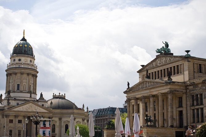 Private walking Tour: Berlin Architecture Tour - Introducing the Private Berlin Architecture Tour