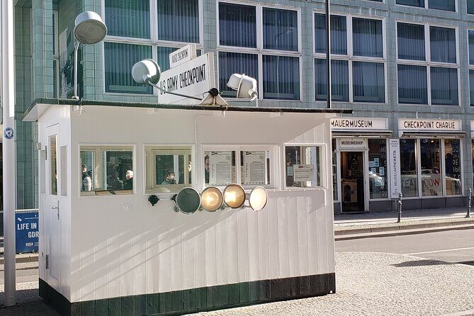 Private Walking Tour: Berlin Wall, Cold War and Checkpoint Charlie - Discovering Berlin’s Cold War Landmarks