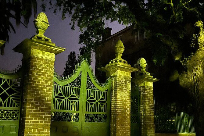 Private Walking Tour Culture and History of Charleston - Exploring Charleston with a Local Touch
