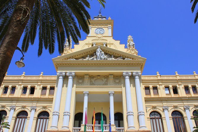 Private walking tour - A Closer Look at the Tour Itinerary