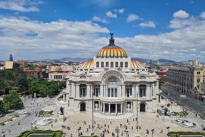 Private Walking Tour in Templo Mayor and Bellas Artes - What to Expect from the Tour