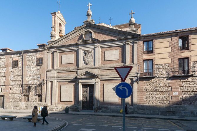 Private walking tour Madrid: Secrets and must - The Sum Up