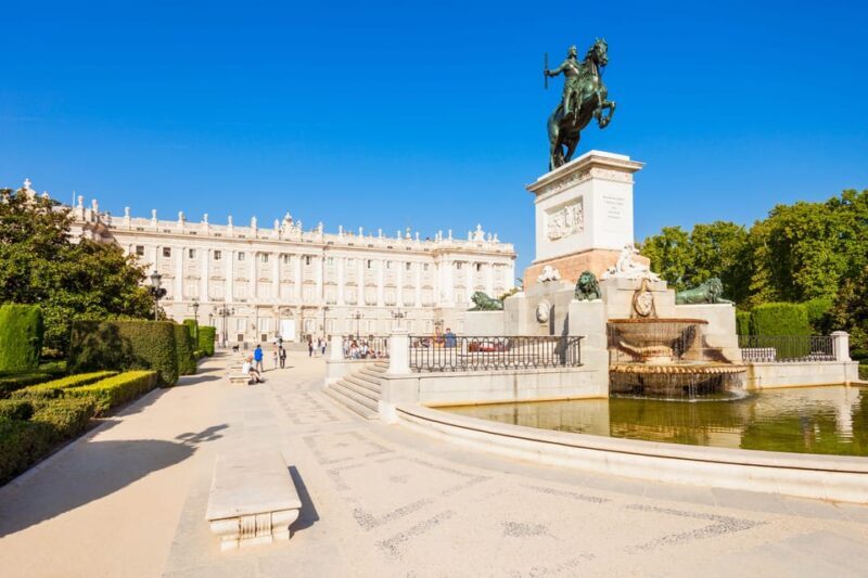 Private Walking Tour of Madrid - The Sum Up