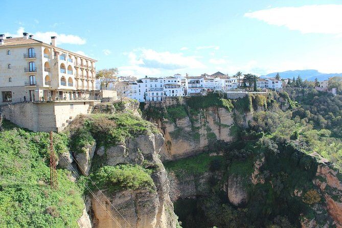 Private Walking Tour of Ronda with official tour guide - Reviews Speak for Themselves