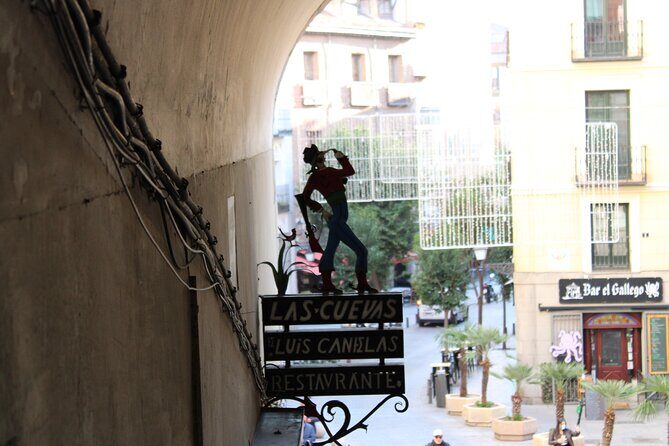 Private Walking Tour of the Center of Madrid and Retiro - A Deep Dive into Madrid’s Highlights