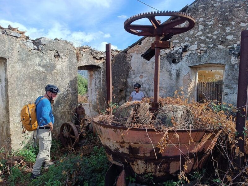 Private Walking Tour- Sami's Old Villages & Geological Park - The Tour in Detail: What to Expect