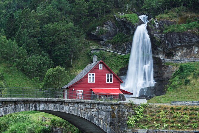 Private Waterfalls and Wonders Tour in Norway - Key Points
